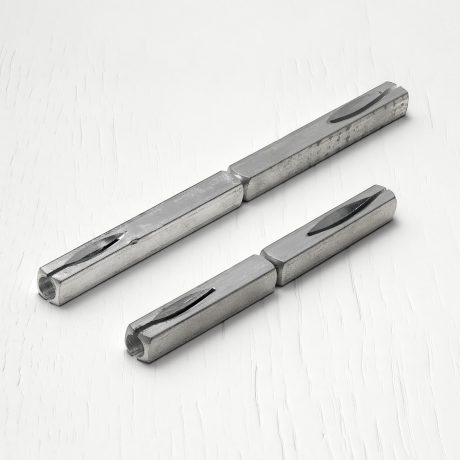 SOLID SPLIT SPINDLE
